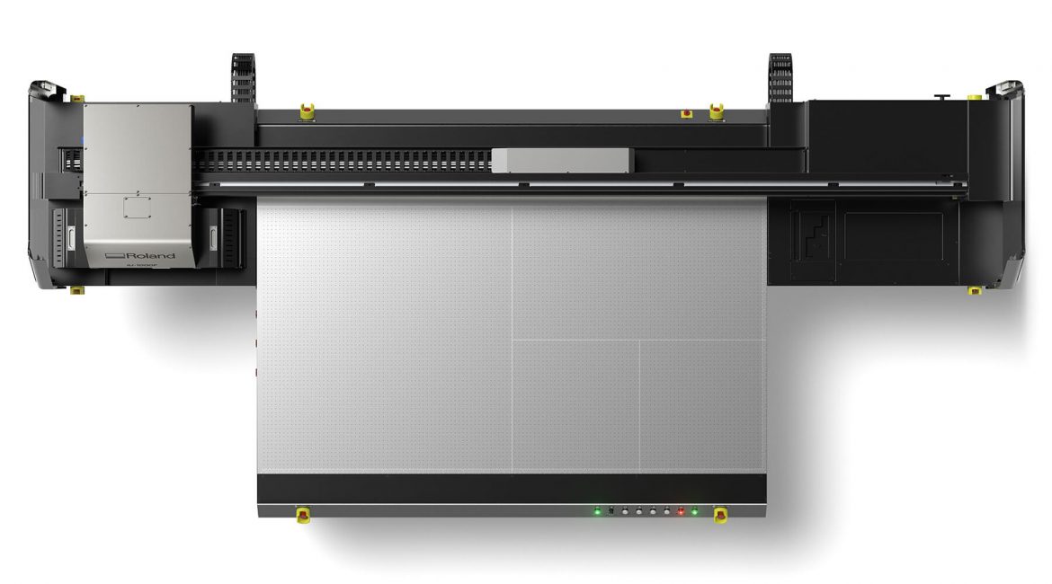 Roland UV LED Flatbed printer IU-1000F – Difol d.o.o.